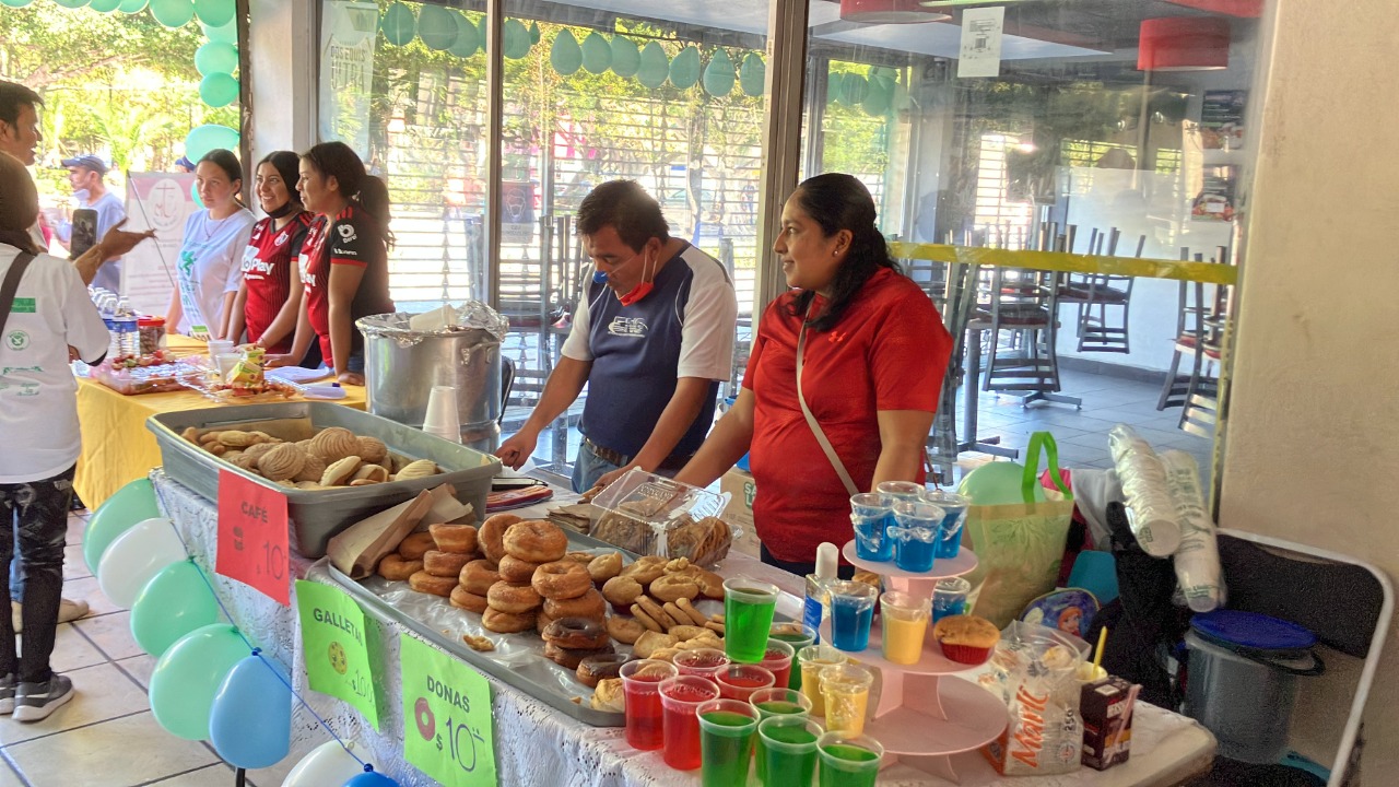Domingo de “Mercadito con causa”