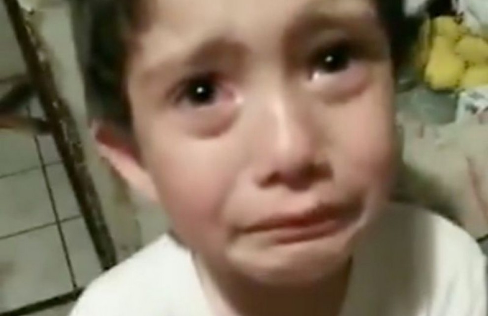 Y si tenía una familia?’: Niño llora inconsolablemente porque atropelló ...